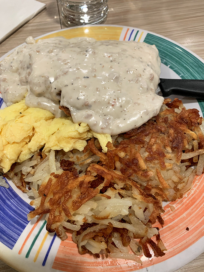 Gravy application is an art form at Dee's&mdash;generous enough to blanket the crispy steak without drowning it. A masterclass in comfort food physics.