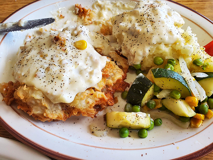 When vegetables show up to a chicken fried steak party, they'd better bring their A-game. These colorful companions hold their own alongside the crispy star.