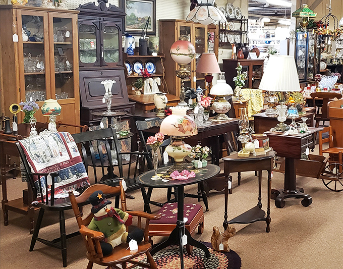 A lamp collector's fever dream! These illuminated treasures span decades of design evolution, from Victorian formality to mid-century whimsy.