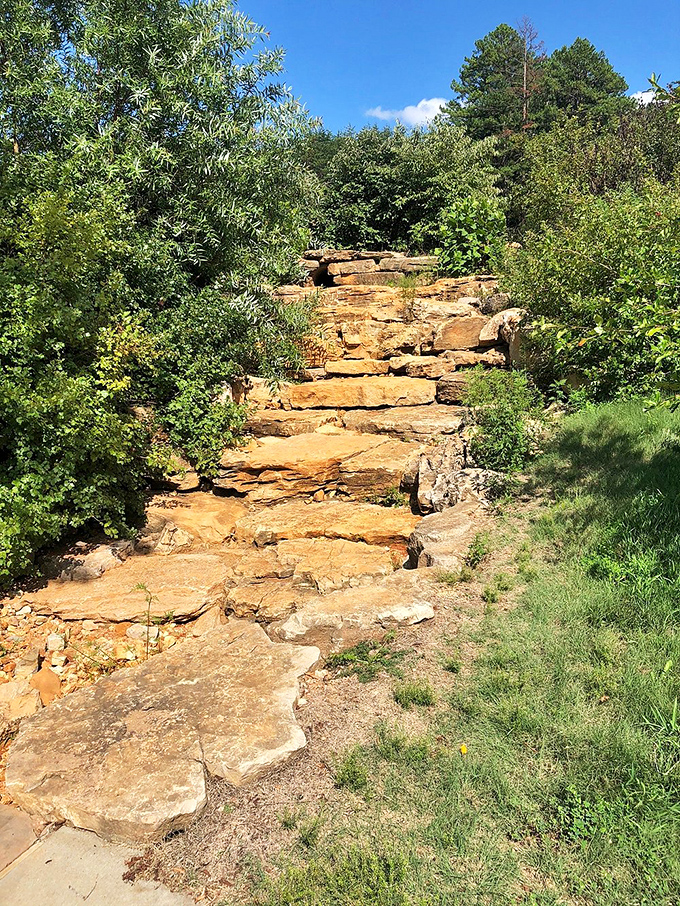 Nature's stairmaster doesn't come with a monthly fee. These sun-warmed stone steps lead hikers through native Missouri flora toward rewarding vistas.