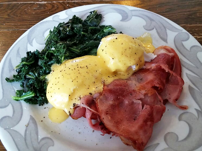 Their eggs Benedict isn't just breakfast&mdash;it's architecture, with perfectly poached eggs balancing atop local ham and vibrant greens.