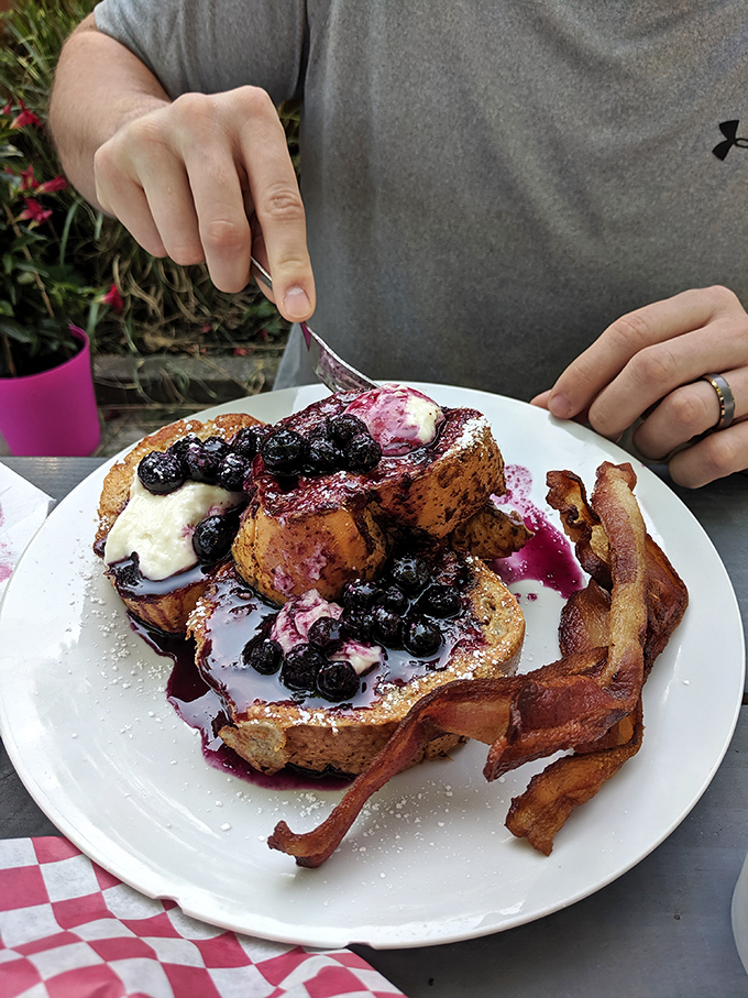 Someone's digging into what might be the most photogenic breakfast in Tennessee&mdash;French toast that's dressed for the red carpet, not just the breakfast table.