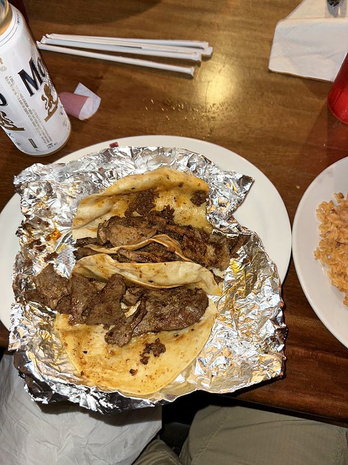 These tacos de carne asada aren't just served on foil&mdash;they're presented like the precious metal treasures they truly are.