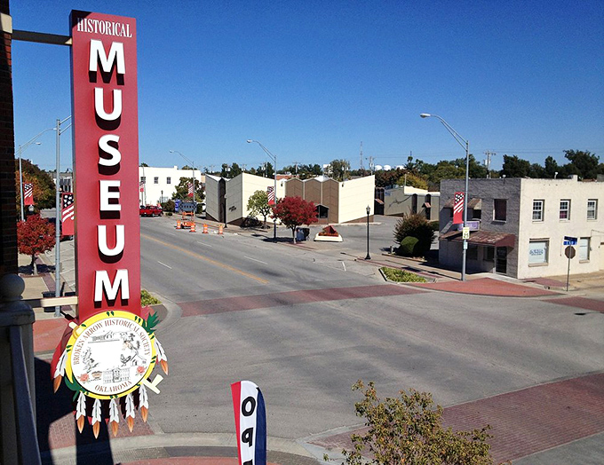 The Museum Broken Arrow stands as the community's memory keeper. History buffs can explore the city's evolution from Creek Indian village to thriving suburb.