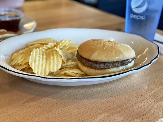 Sometimes simplicity speaks volumes&mdash;a perfectly executed burger with crispy chips proves that not all roadside caf&eacute; food needs to be complicated to be memorable. 