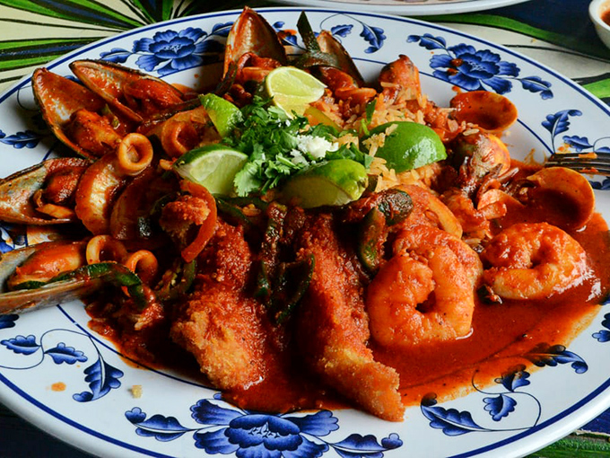 This seafood platter isn't just a meal&mdash;it's a maritime celebration. Those lime wedges aren't garnish; they're essential supporting characters in this delicious drama.