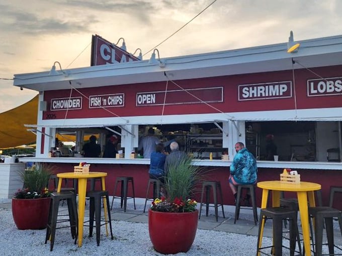 The Clam Bar's cheerful red stand looks like summer incarnate. Just the sight of it makes you crave seafood and sunshine.