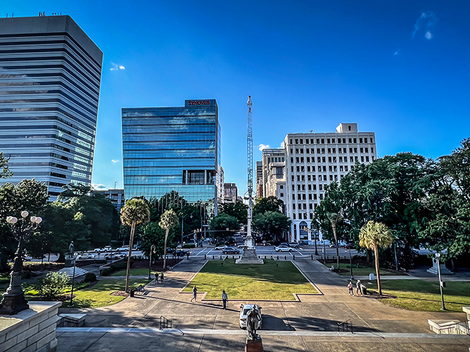 Columbia's stately capitol building stands proud against a perfect blue sky. History and government never looked so photogenic!