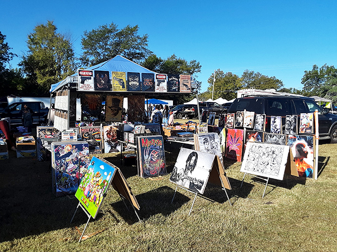 No frills, all thrills! Lee County Flea Market's simple setup focuses on what matters most&mdash;incredible finds at unbeatable prices.
