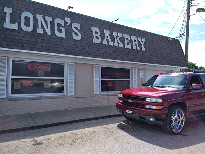 Long's Bakery exterior: No-frills building, five-star donuts. Long's proves greatness doesn't need fancy packaging.