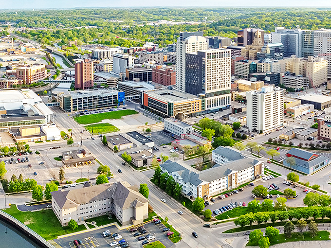 Rochester's skyline might look expensive, but savvy seniors find affordable neighborhoods away from the Mayo Clinic hustle.