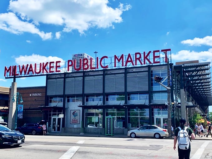 Milwaukee Public Market houses St. Paul Fish Company&mdash;a seafood lover's paradise disguised as a casual counter. Fresh catches without the fuss!