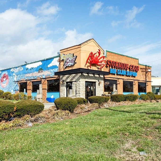 Storming Crab makes a splash with its bold exterior &ndash; that giant red crab practically dares you to come hungry.
