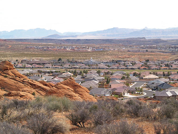 Washington's desert location puts Zion's wonders practically in your backyard for weekend adventure escapes. 