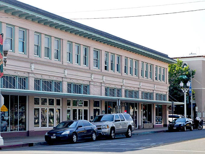 The historic Fox Theatre in Hanford brings old-world elegance to this affordable Central Valley town, where retirement doesn't require a fortune.