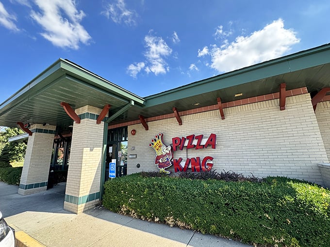This humble building houses Indiana's most entertaining pizza experience – where model trains are the real stars.