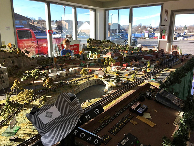 This iron bridge in Washington connects more than just riverbanks&mdash;it links neighbors who wave to each other on evening strolls.