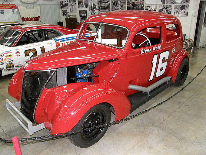 Glen Wood's blazing red #16 racer from the early days. Back when men were men, safety equipment was optional, and nerves were steel.