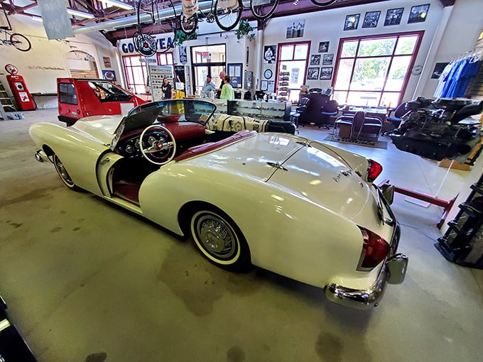 The 1954 Kaiser Darrin's sliding pocket doors and fiberglass body were revolutionary for their time &ndash; like smartphones before everyone had thumbs.