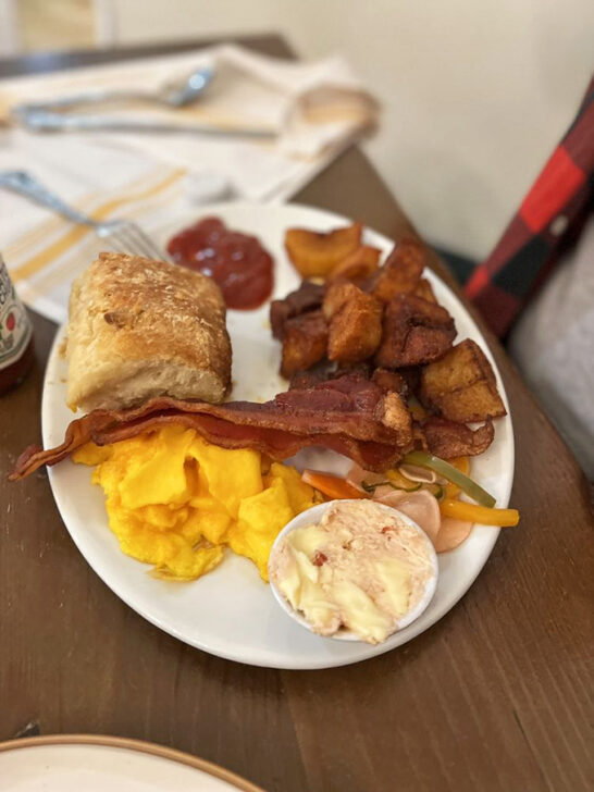 People Drive From All Over South Carolina To Dine At This Incredible ...