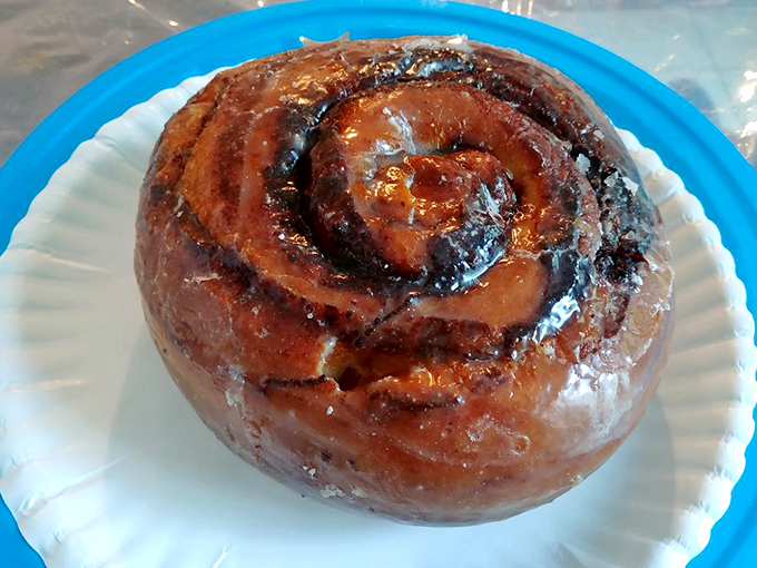 The cinnamon swirl&mdash;hypnotic in its perfection. Like the architectural lovechild of a Swiss roll and a meteorite, with flavor that defies gravity.