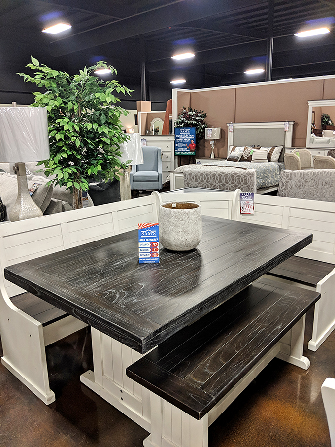 This farmhouse dining set with contrasting black top and white base is the furniture equivalent of a perfectly tailored tuxedo&mdash;classic, elegant, and always in style.