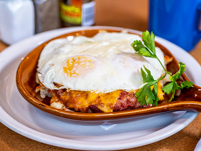 When hash browns and eggs collaborate, nobody loses. This skillet is the breakfast equivalent of hitting all green lights on your morning commute. 