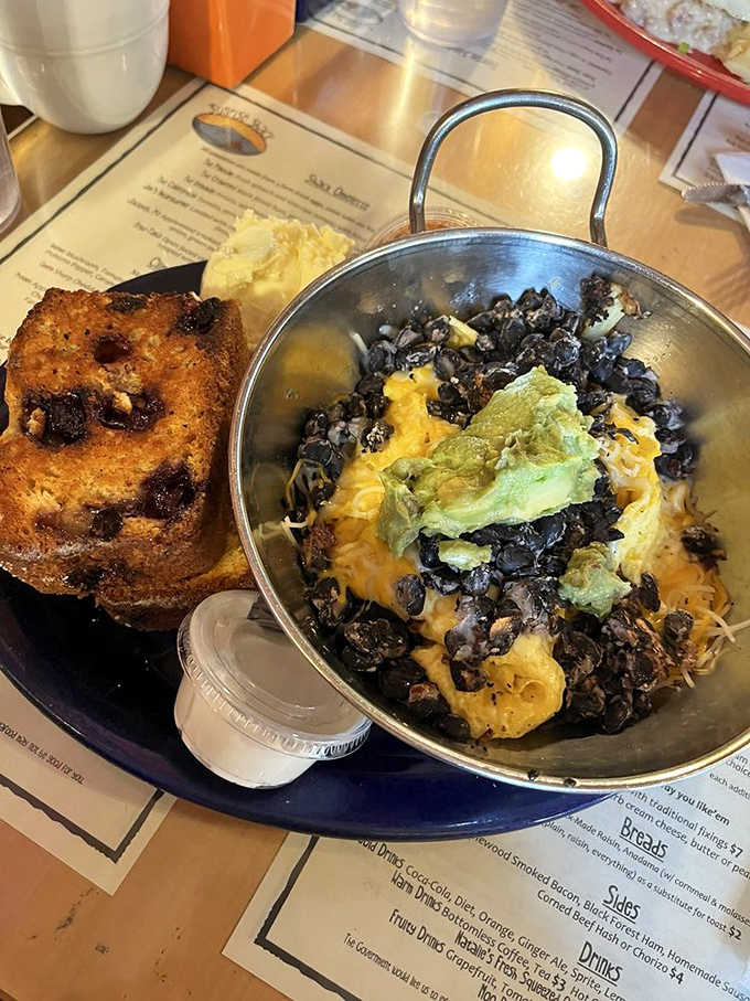 A mountain of delicious hiding in plain sight. Black beans and roasted peppers create the breakfast equivalent of a bear hug.
