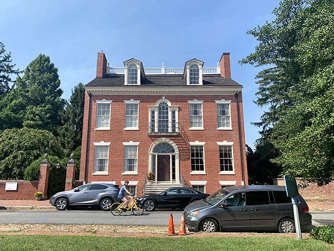 The Read House & Gardens exemplifies Federal-style architecture at its finest. It's the 19th-century equivalent of showing off your new Tesla to the neighbors.