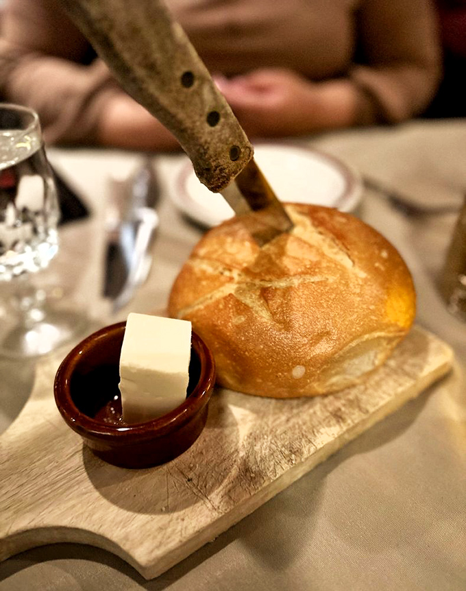 That moment when the bread arrives and you think, "I should save room for the main event," but resistance is futile.