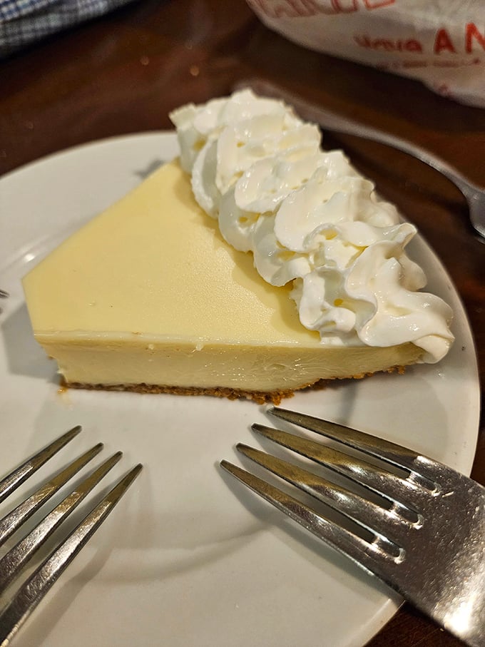 Key lime pie that strikes the perfect balance between sweet and tart—the Florida dessert equivalent of finding a parking spot at South Beach on a Saturday.