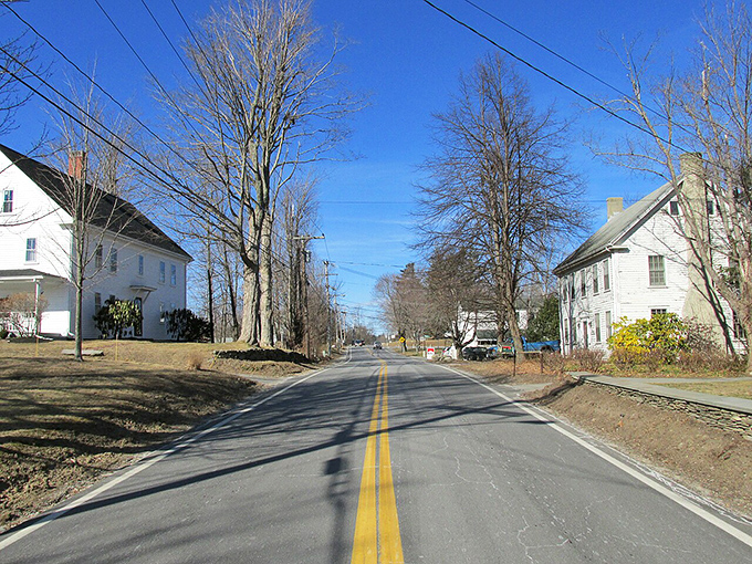 Atkinson's winding roads lead past homes where rocking chairs on porches aren't just decoration &ndash; they're actually used!