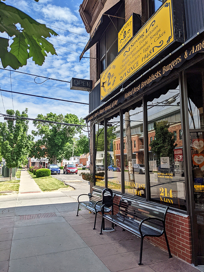 Hamburg Inn No. 2's historic storefront has welcomed presidents and professors alike. That yellow awning promises equal-opportunity deliciousness for all.