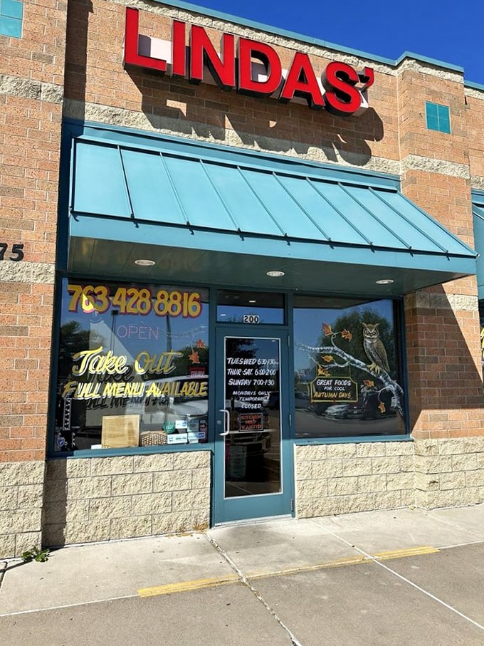 Linda's Cafe exterior: "Behind that humble storefront lies breakfast magic that locals try to keep secret. The secret's out!"