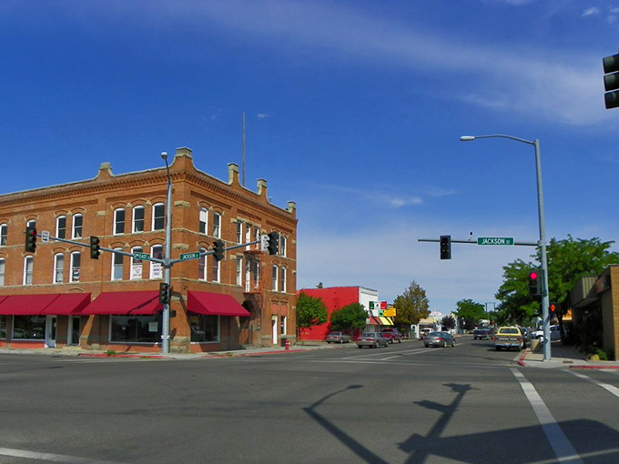 Mountain Home's wide streets and vintage storefronts create a downtown where your dollar stretches as far as the horizon.