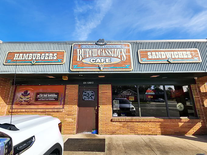 The colorful signs at Butch Cassidy's promise three things&mdash;hamburgers, sandwiches, and the kind of meal that makes Monday feel like Friday.
