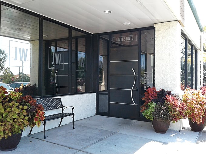 Those manicured plants flanking the entrance hint at the careful attention your taste buds are about to receive.