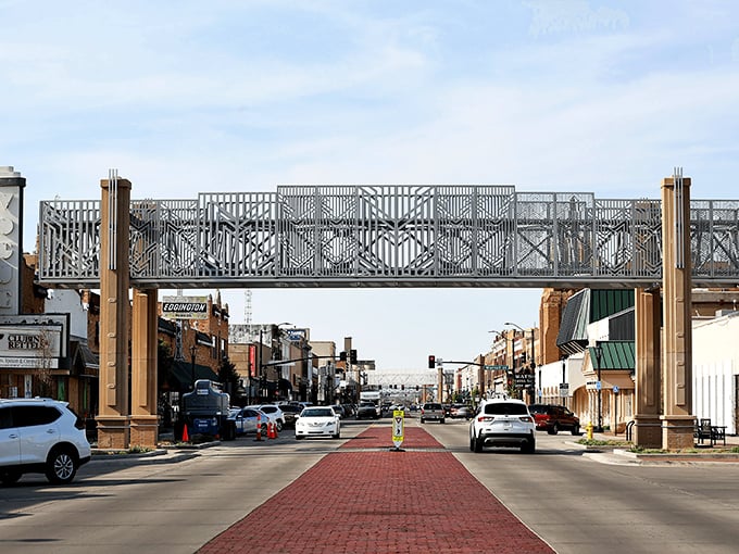 Downtown Salina offers urban amenities with small-town prices&mdash;a mathematical equation that makes retirees smile all the way to the affordable housing market.