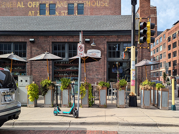 Urban seafood done right&mdash;Smack Shack's outdoor seating practically begs you to post up with a cold drink and a hot lobster roll.