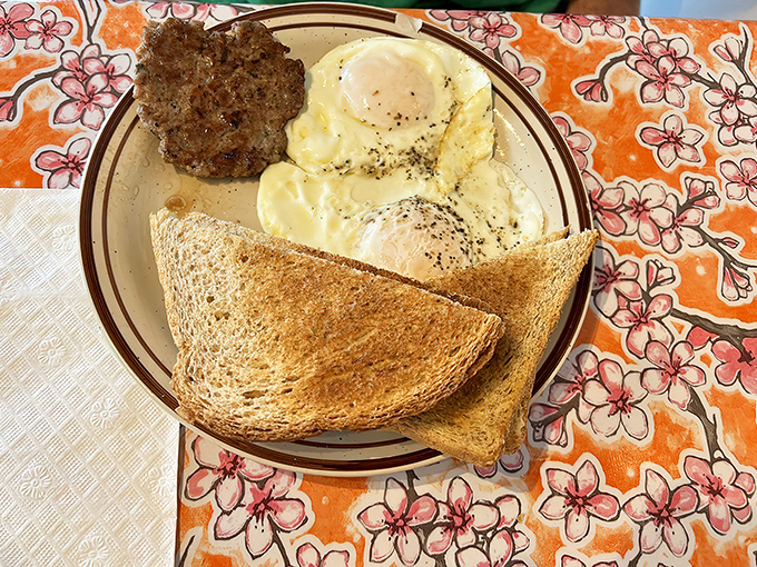 The classic breakfast plate proves simple food done right is an art form&mdash;those eggs are practically posing for their portrait.