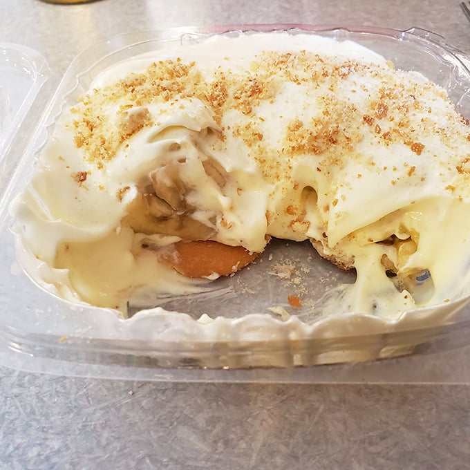 Banana pudding so creamy it should have its own fan club. Grandmothers everywhere are nodding in approval.