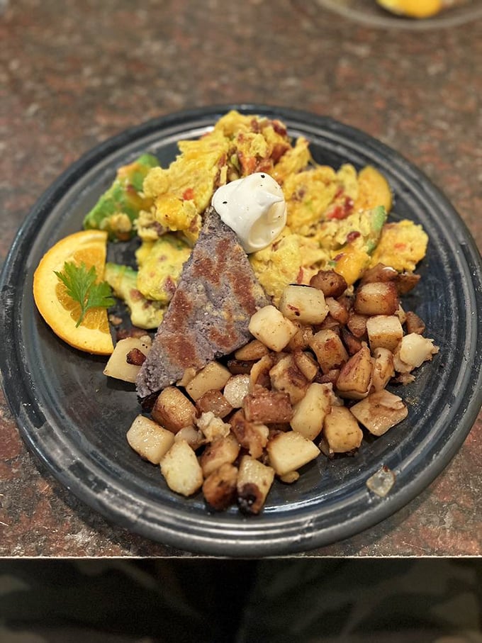A breakfast composition that belongs in the Museum of Morning Masterpieces. The crispy potatoes alone deserve their own appreciation society.
