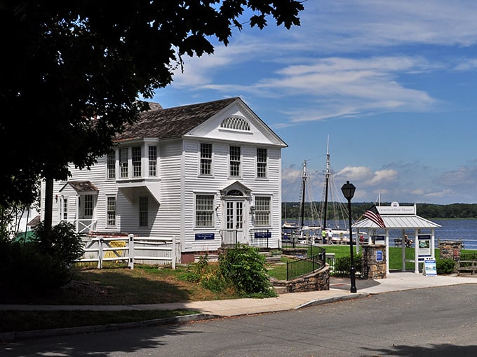 The Connecticut River Museum stands as Essex's maritime storyteller, where the town's seafaring past comes alive through artifacts and exhibits.