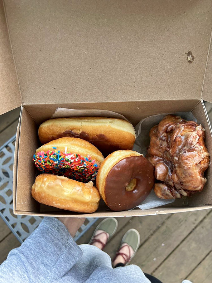 The kind of to-go box that turns your car into a danger zone of temptation. "I'll just have one on the drive home" said no one ever.