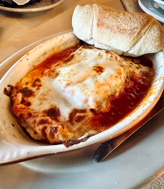 Lasagna that stands tall and proud, with cheese stretching into the stratosphere with each forkful&mdash;a proper Italian skyscraper.