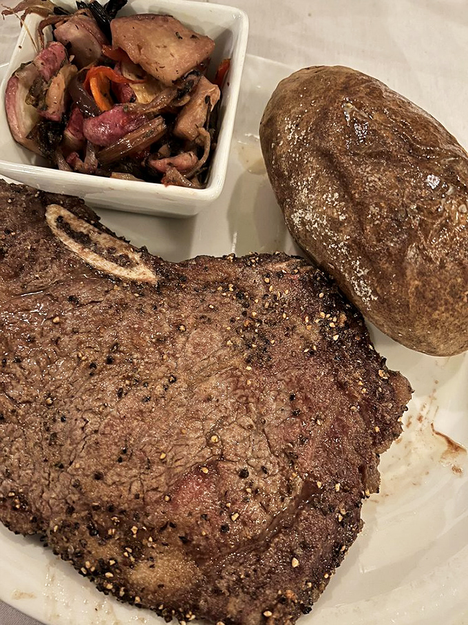 A steak with the confidence to arrive with minimal accompaniment. When you're this good, you don't need backup dancers.