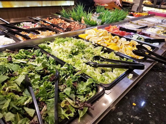 The garden detour that your cardiologist would high-five you for taking. Pro tip: greens now mean more crab legs later.