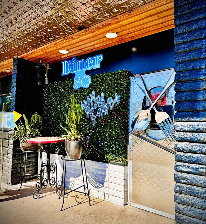 Diner 50: Modern meets retro at this stylish entrance – indoor plants to offset your incoming pancake carbs.