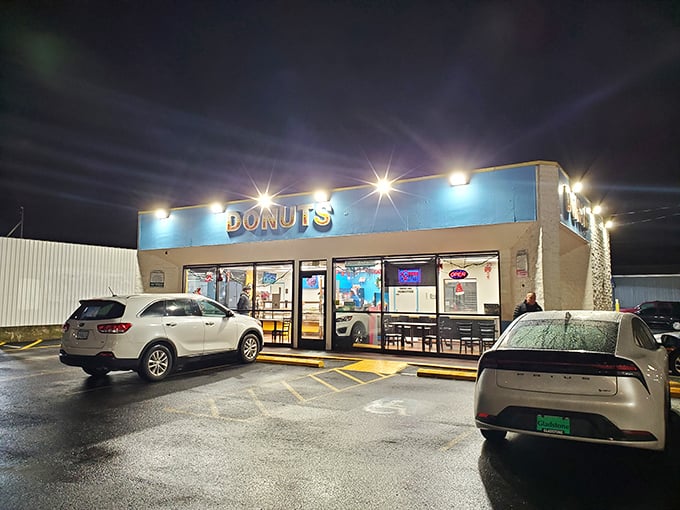 Tucked between tax services and nail salons, this unassuming shop proves great donuts don't need fancy digs&mdash;just heavenly recipes. 