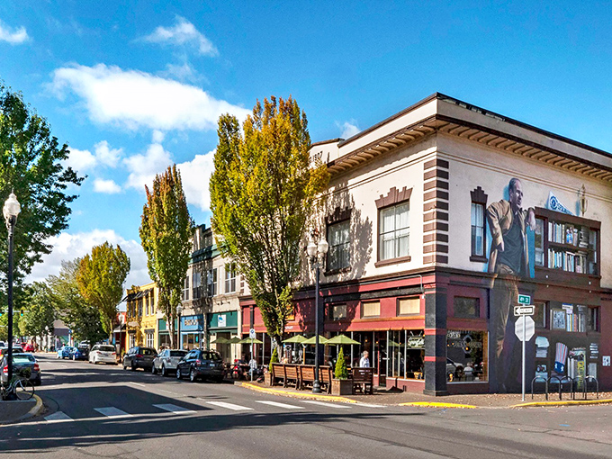 Springfield's tree-lined streets offer affordable charm just a stone's throw from Eugene. The best of small-town living without sacrificing convenience.